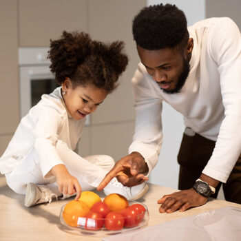 Actively Directing Attention: Pointing – Children’s Thinking and Learning