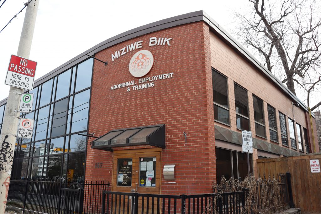 Miziwe Biik Aboriginal Training and Employment Centre – Indigenous City ...